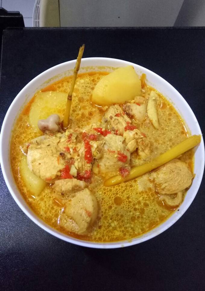 Resep Ayam kuning bumbu Indian Curry oleh Vivi Piepie - Cookpad
