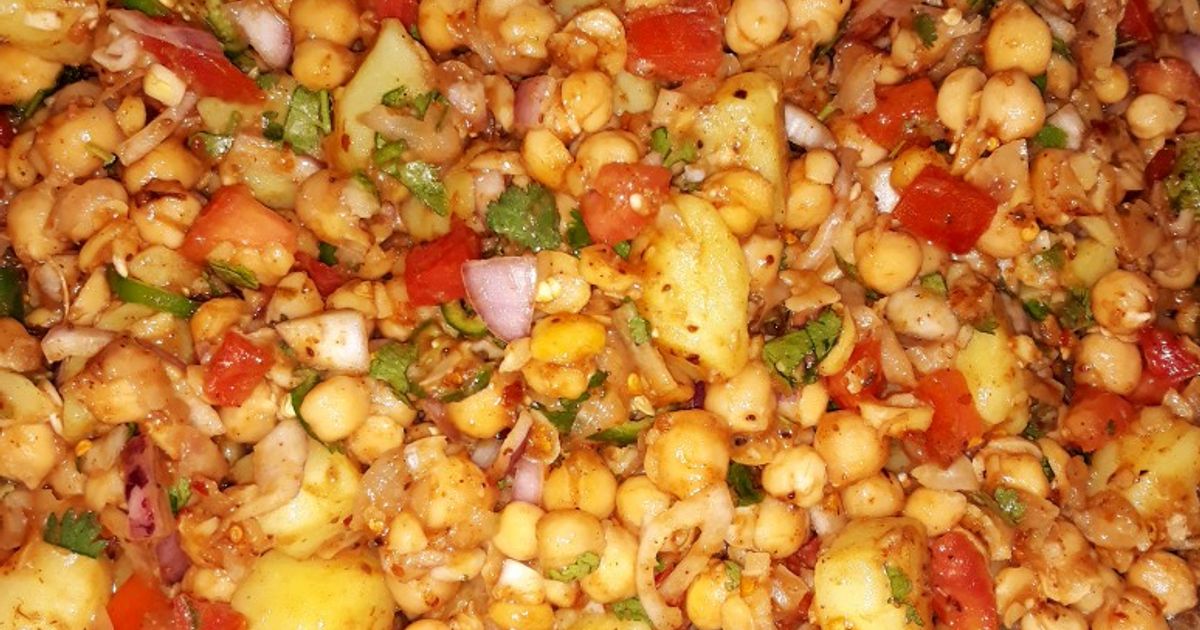 Chat Pati Chana Chaat Recipe by Abiha Naqvi Naqvi - Cookpad