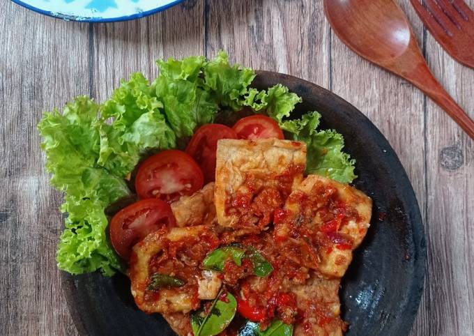 Resep Penyetan tahu tempe sambel terasi oleh Mama Queen - Cookpad