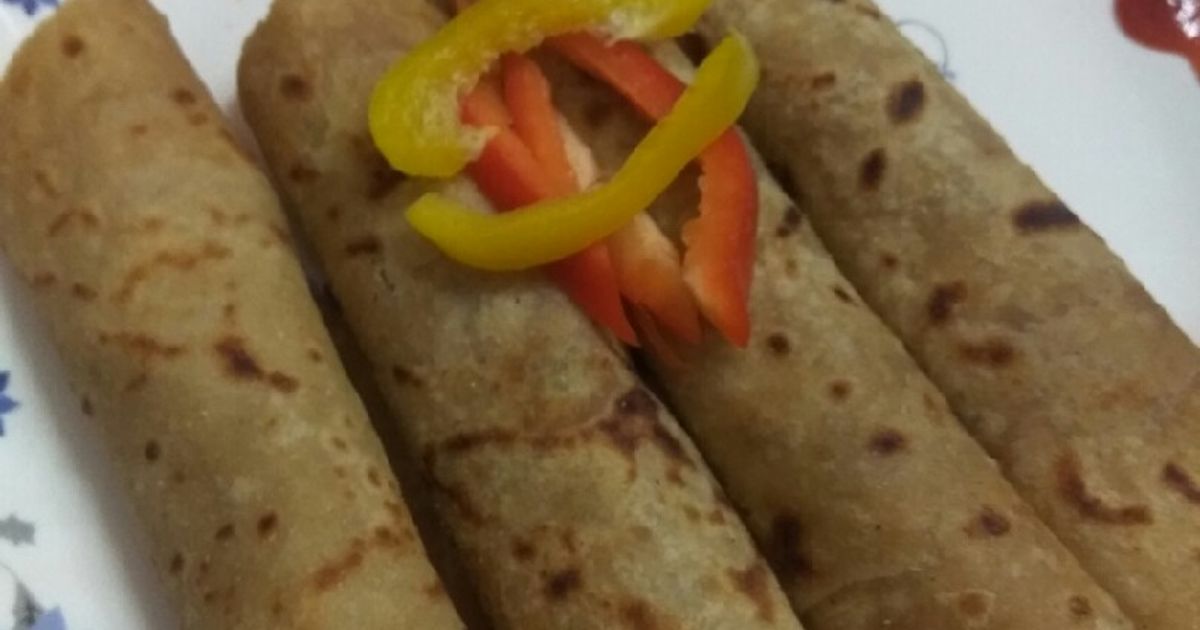 Paratha Rolls Recipe by Mitu's Magic - Cookpad