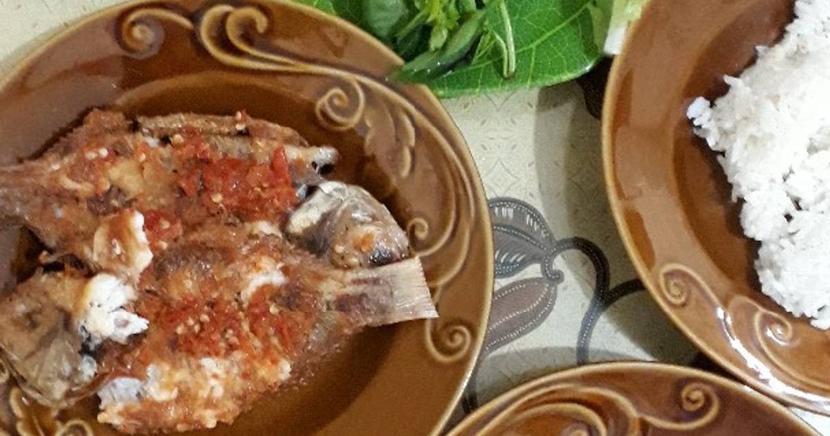 60 resep lalapan ikan nila enak dan sederhana - Cookpad