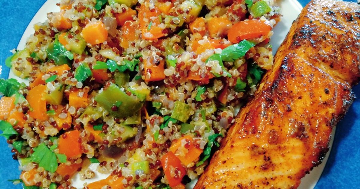 Κινόα με λαχανικά και σολομό στη σχάρα Συνταγή από τον/την Anna Beni ...