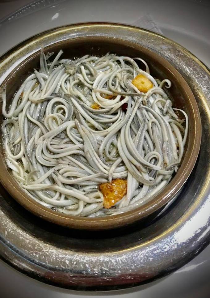 Angulas al ajillo Receta de pepagores- Cookpad