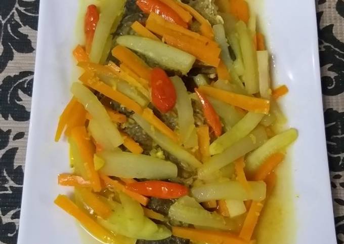 Resep Ikan cukil acar kuning oleh Ariek Utomo - Cookpad