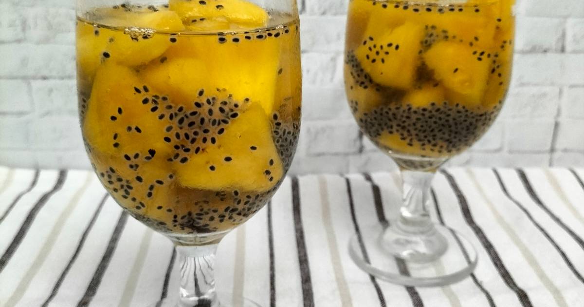 Resep 562. Es Nanas Selasih oleh Arti Winarni - Cookpad