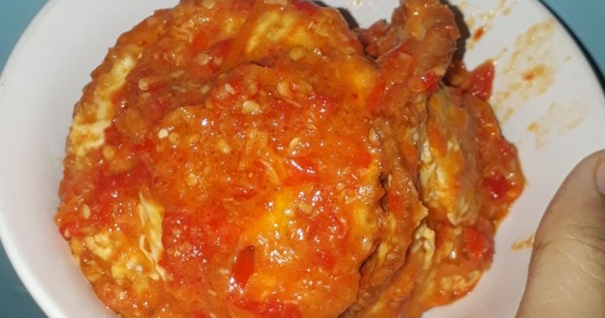 Resep Telur Ceplok Balado Pedas oleh Chintya Juliana Gunawan - Cookpad