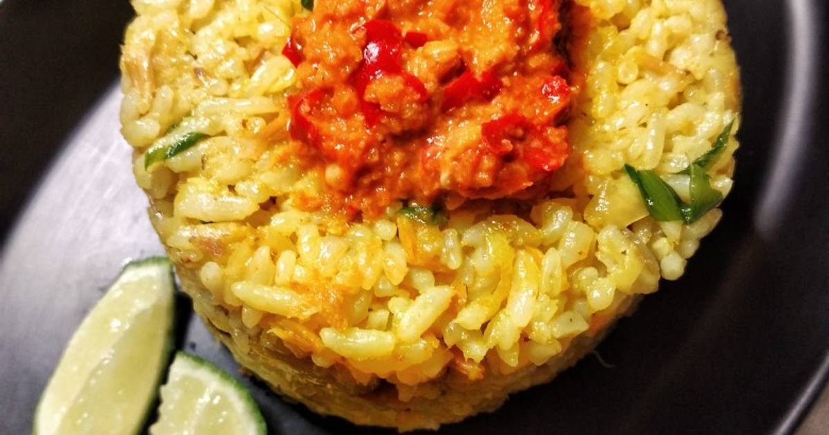 Resep Nasi Goreng Kunyit Kencur oleh aniesaryono - Cookpad