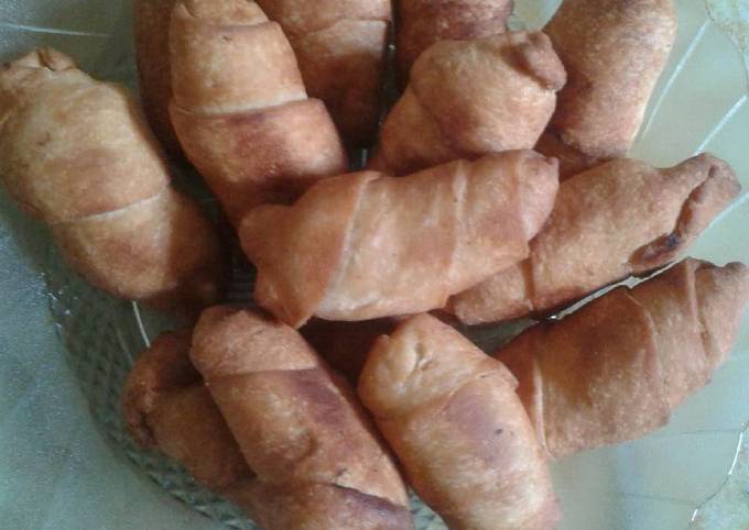 Resep Molen Mini Isi Pisang oleh Norma Rizky - Cookpad