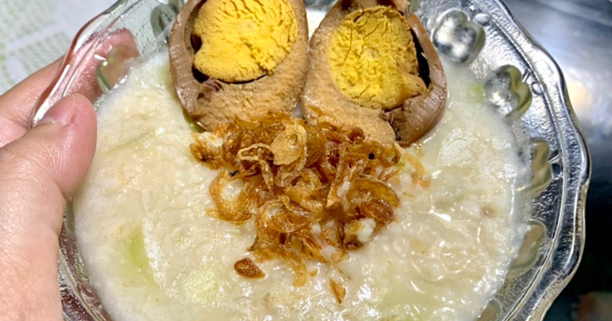 Resep Bubur Polos Dengan Telur Rendam oleh Vanya Megasari - Cookpad