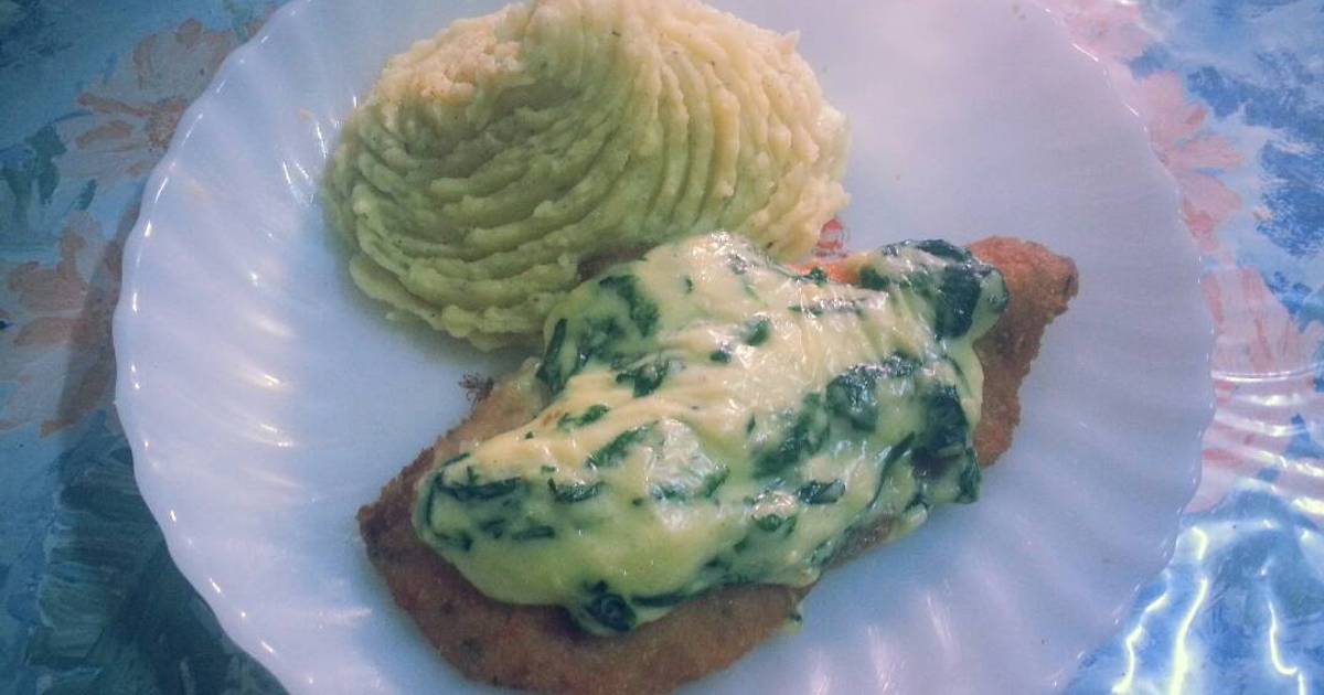 Suprema de pollo con salsa fiorentina y puré de papa Receta de Lucas ...