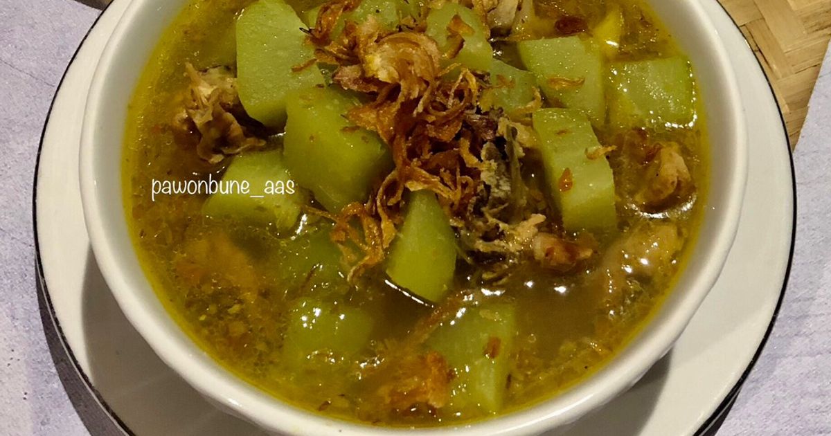Resep Kuah Labu Siam Base Genep (Dengan Balungan Ayam) oleh pawonbune ...