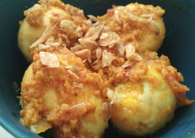 Resep Telor balado kuning oleh Nunnaaaaaa - Cookpad