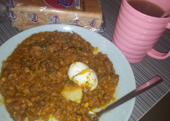 Porrage beans and egg with bread Recipe by Ambell's Kitchen - Cookpad