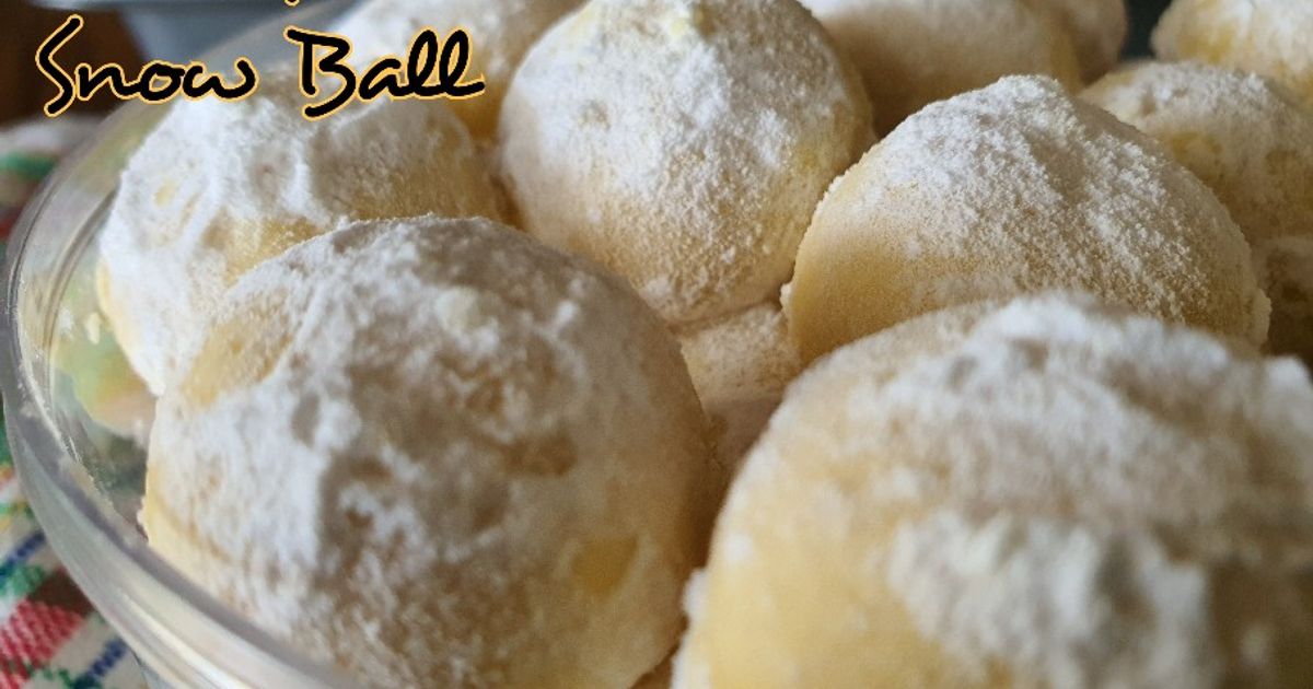 Resep Cheesy Snow Ball A.K.A Putri Salju oleh Tina Hasbie - Cookpad