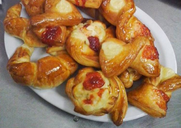 Recipe: Delicious Facturas de mantecas