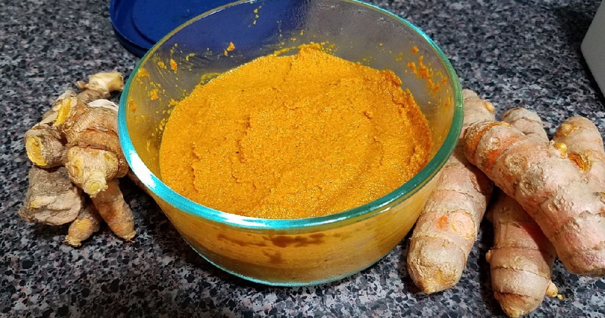 Turmeric Paste For Tea/Gold Milk Recipe by Eat Whole 2 Thrive