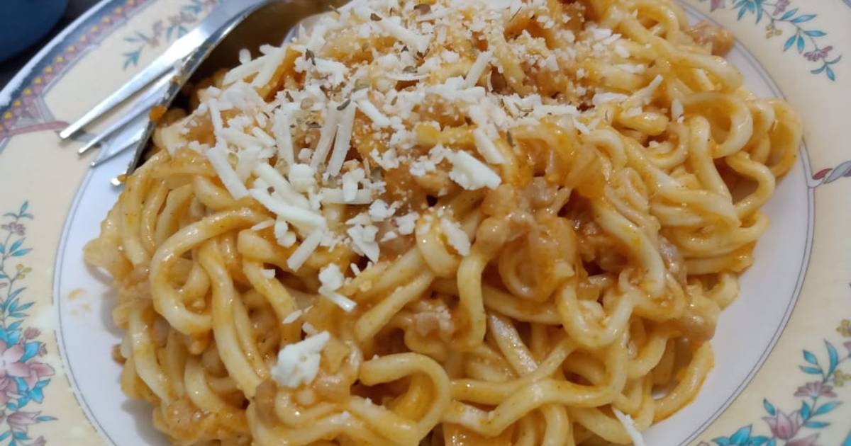 Resep Mie Spaghetti Bolognese Homemade oleh Lucy - Cookpad
