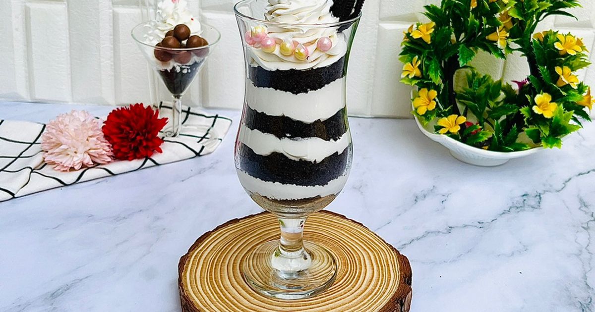 Oreo Dessert Pots Recipe by Maryam Harande - Cookpad