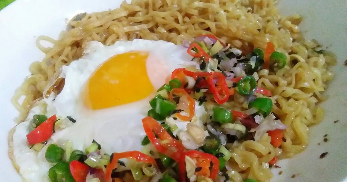 Resep Mie goreng sambal matah oleh Kiki_Nomuyepo - Cookpad Resep Mie goreng sambal matah oleh Kiki_Nomuyepo - Cookpad