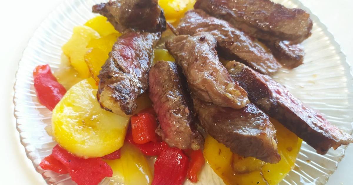 Entrecot con patatas al azafrán Receta de Julia Y Su Cocina- Cookpad