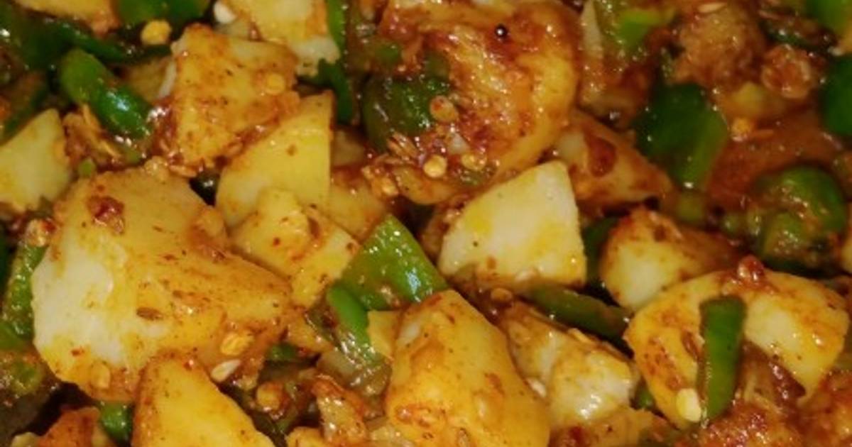 Potato capsicum vegetable Recipe by nandini modi - Cookpad