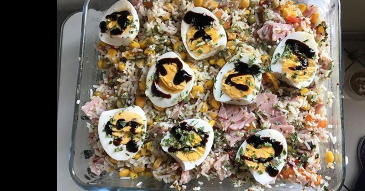 Salade Riz Jambon Petits Pois Maïs Carottes Et œufs Durs de Mila Skull ...