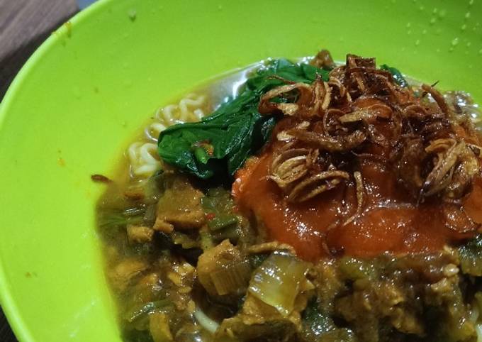 Resep Mie ayam kampung oleh Arosa Musdalifah - Cookpad