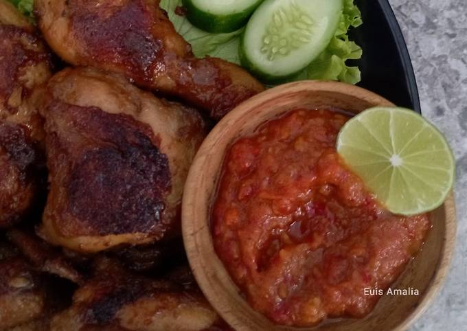 Resep Sambal Tomat Terasi Matang Oleh Euis Amalia Cookpad