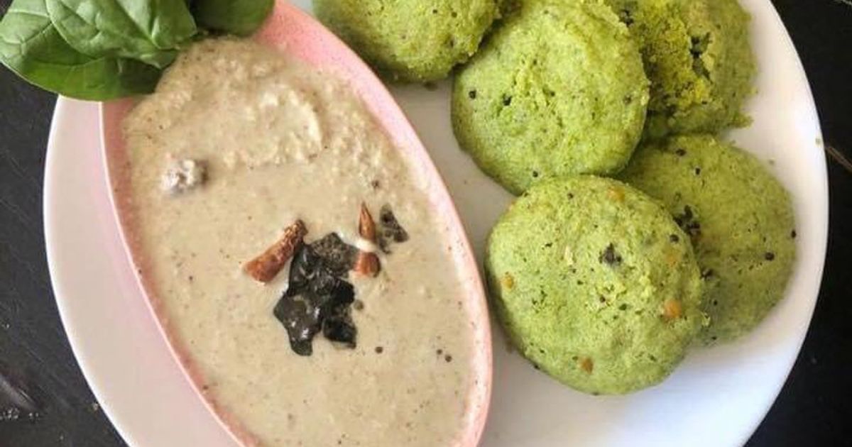 Spinach Idli Recipe by Jinal Sahu - Cookpad