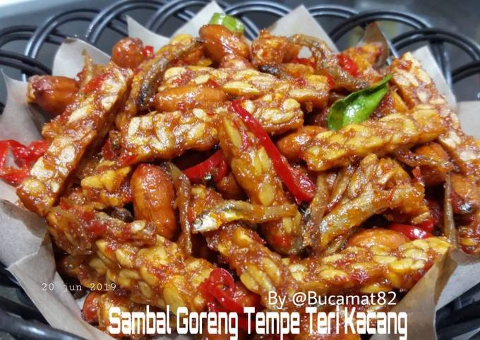 Resep Sambal Goreng Tempe Teri kacang oleh Bucamat82 Channel - Cookpad