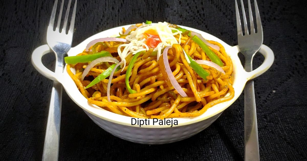 Vegetable Hakka Noodles Recipe by Dipti Paleja - Cookpad