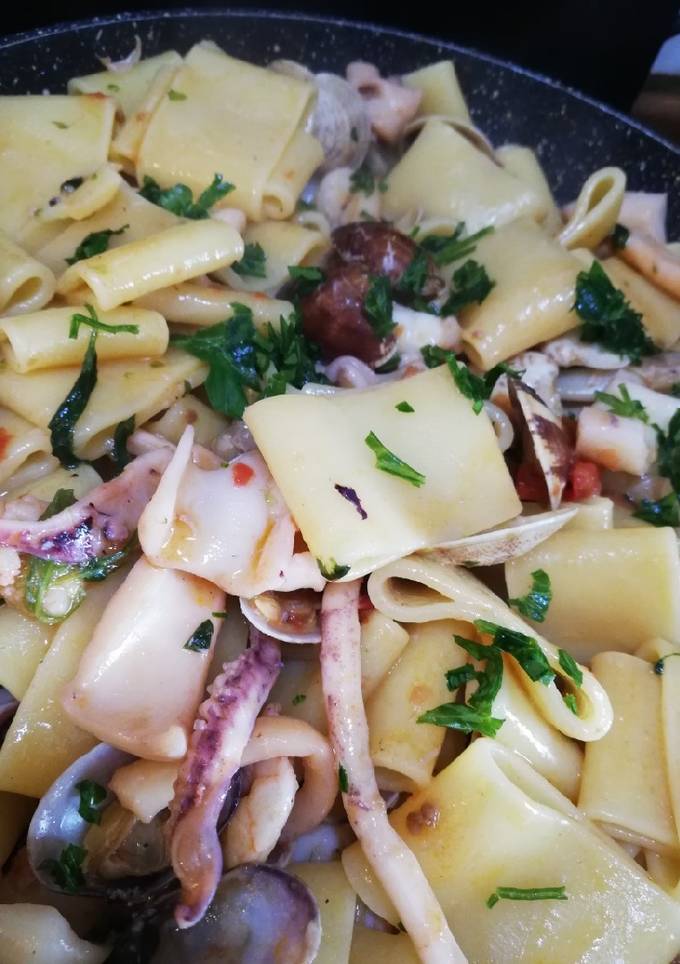 Ricetta Paccheri alla pescatora 🦐🦑🐚🌿 di agrodolce.nara🍷🍯👩‍🍳 - Cookpad
