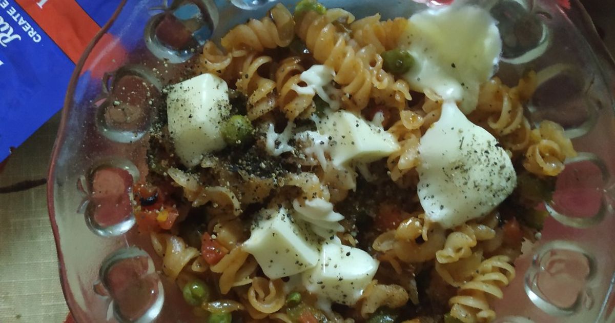 Tomato Garlic Paste Pasta Recipe by Narendra Kumar Java - Cookpad