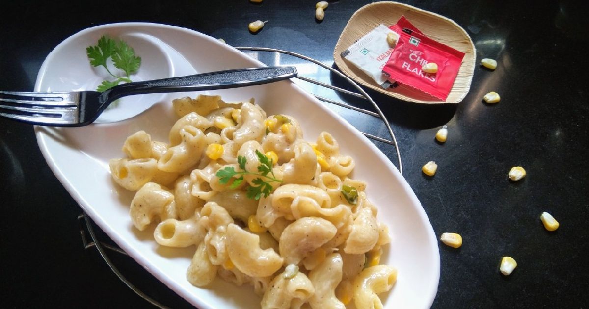 Cheesy Corn Macaroni Recipe by Radhika Joshi - Cookpad