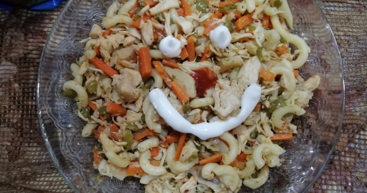 Chicken Veg Macronis 🍗🥕 Recipe by anmol ijaz - Cookpad