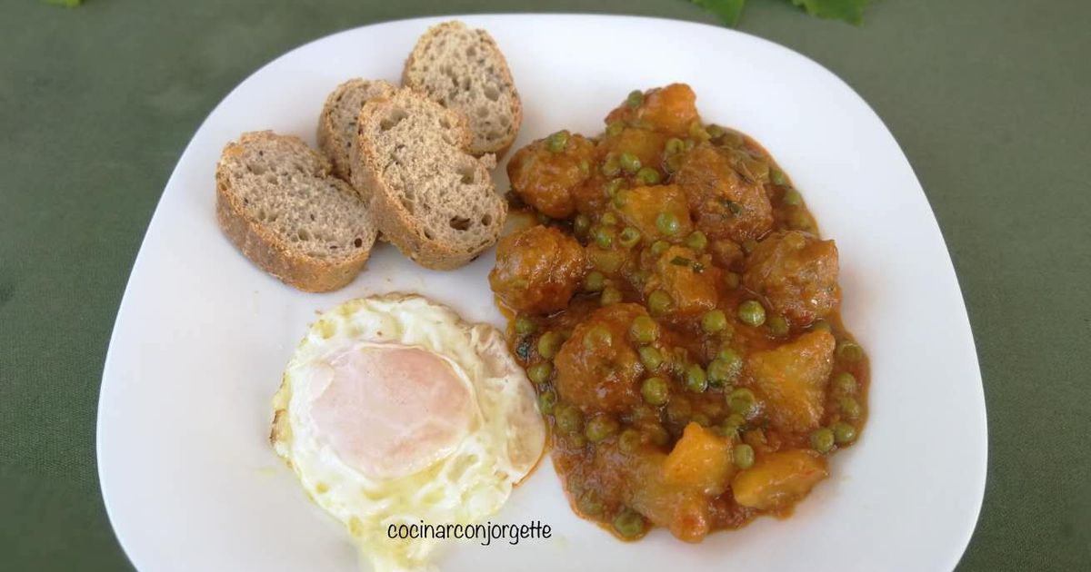 Albóndigas De Ternera En Salsa Con Guisantes Receta de "cocinar con ...