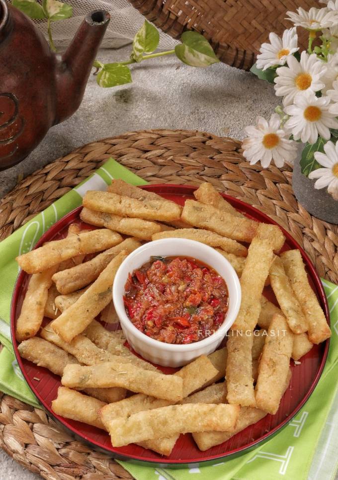 Resep Stik Singkong dg Sambal Teri oleh Frielingga Sit - Cookpad