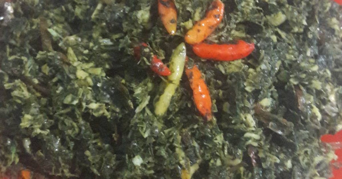 Resep Daun Singkong Tumbuk (Khas Toraja) oleh Maya Emeltien Phe - Cookpad