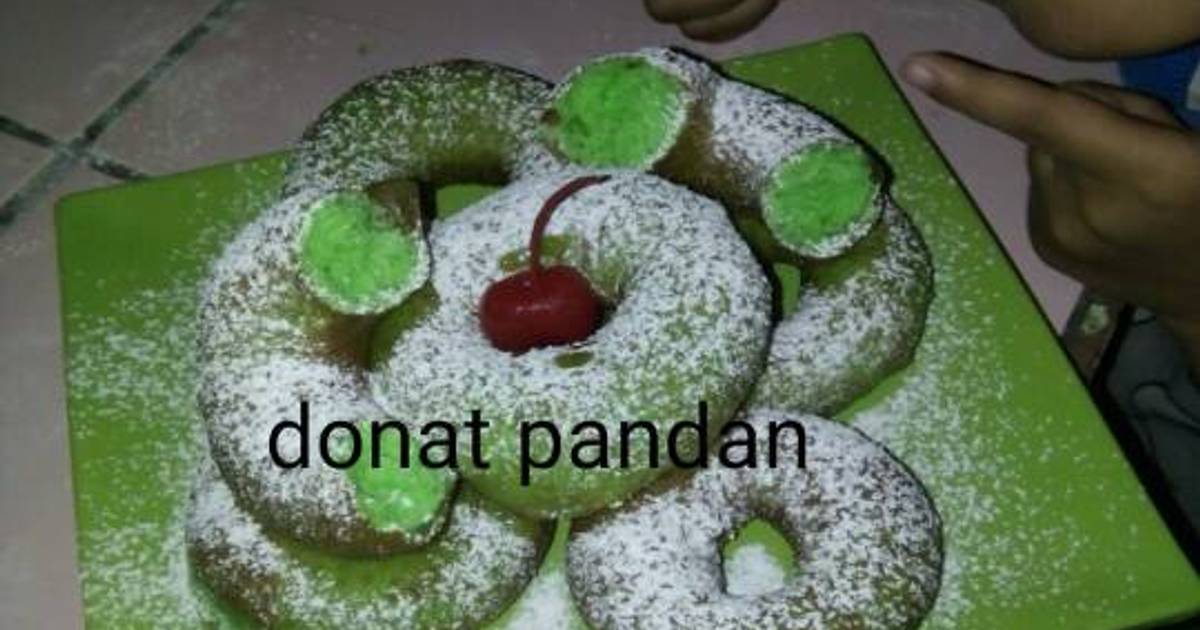 Resep Donat pandan empuk oleh atika Mm Putra Rio - Cookpad