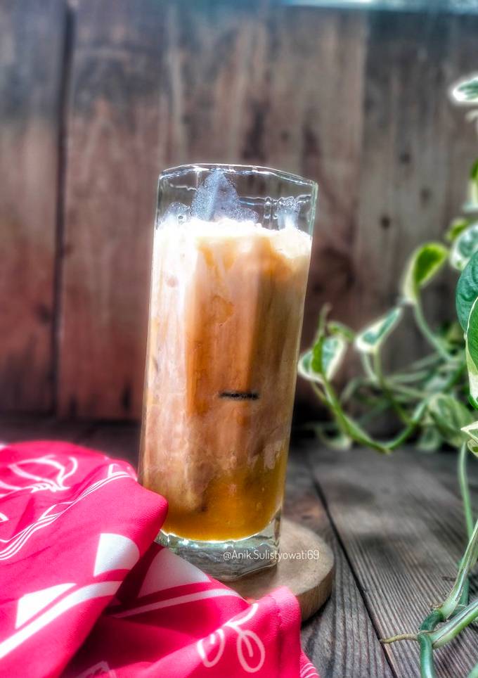 Resep Es Salted Egg Caramel Coffee oleh Anik P@won Qulo - Cookpad