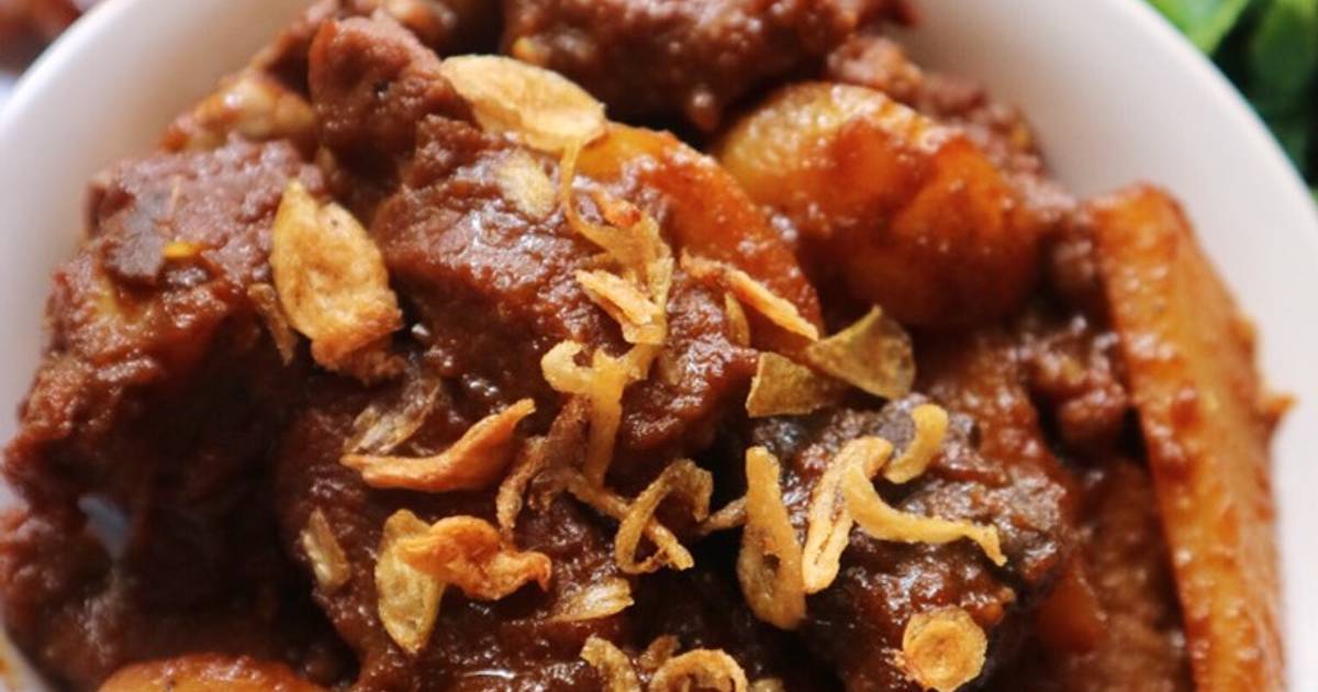 Resep SEMUR DAGING BETAWI (ft kentang) oleh Dita Dwistyani - Cookpad