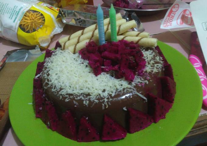 Resep Pudding ultah low budget oleh Hadriyani - Cookpad