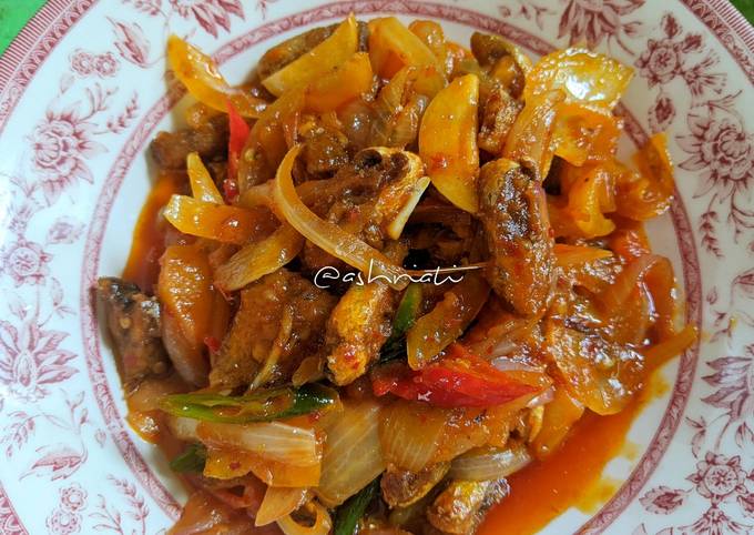 Resipi Sambal Ikan Masin Gelama oleh aFun ashriati - Cookpad