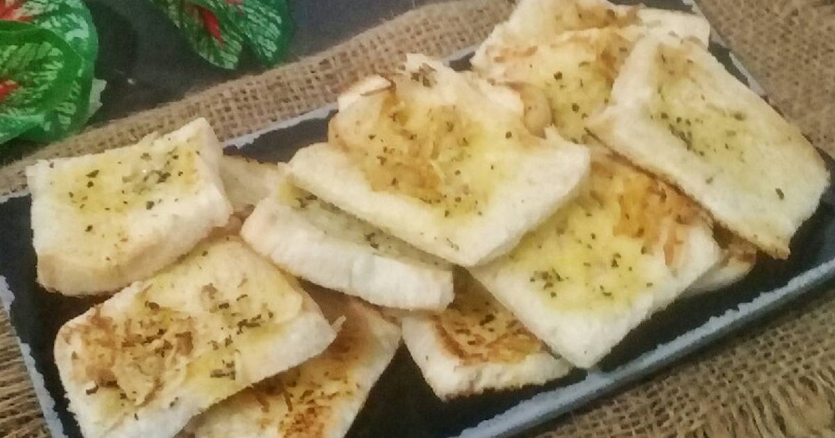 Resep Garlic Cheese Bread Teflon oleh farida Sulthan 🇮🇩 (IG. Malika02782) - Cookpad