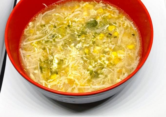 Resep Sup jagung dan jamur enoki oleh Hibiscus kitchen - Cookpad