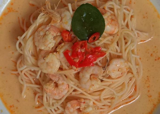 Resep Spaghetti Laksa Singapore oleh Adelia Firdaus - Cookpad