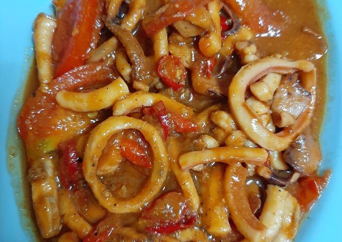Resep Cumi saus tiram oleh Rina @ajarmasak - Cookpad