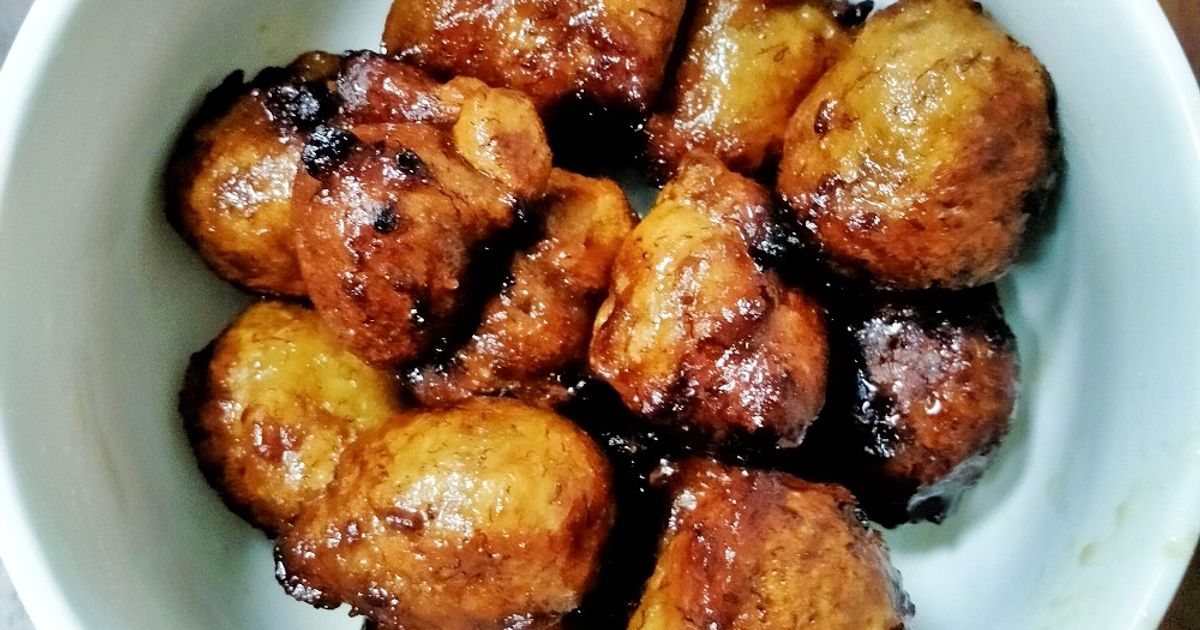 Banana Fritters In Jaggery Syrup Recipe by Krish & Shreya - Cookpad
