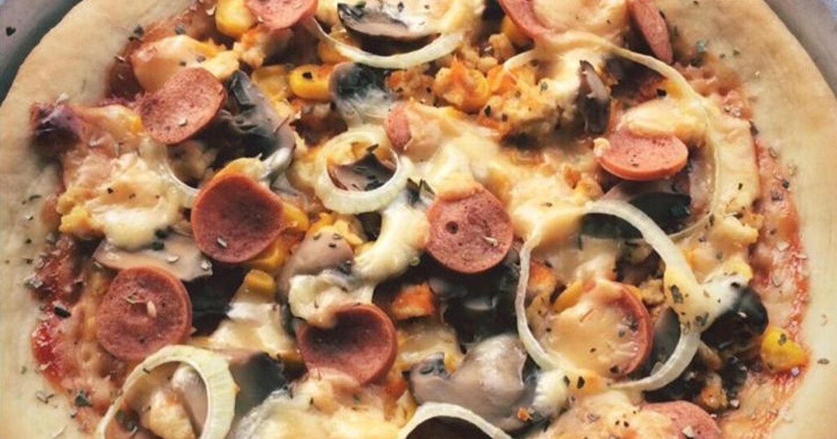 Resep Homemade Pizza Super Easy But Kane oleh moty's kitchen - Cookpad