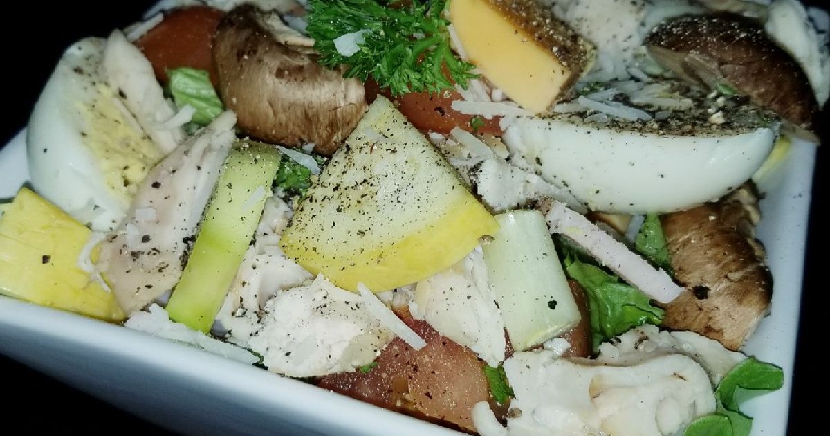 Mike's, "What The Kale?" Chef's Salad Recipe By Mmobrien